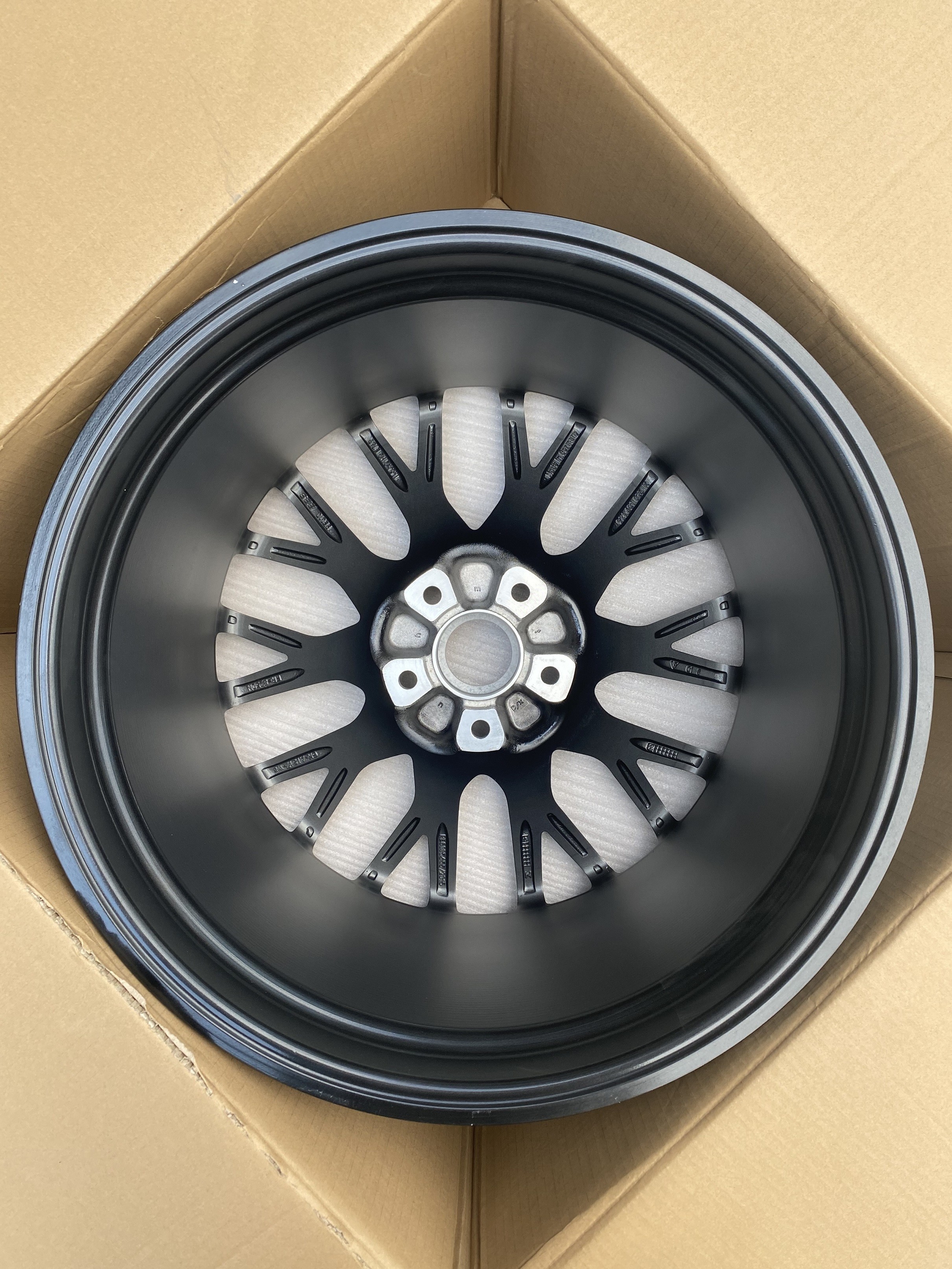 ET69 11.5J 21 Inch Alloy Wheels Rims For Porsche Fit Tire 275 35 ZR21